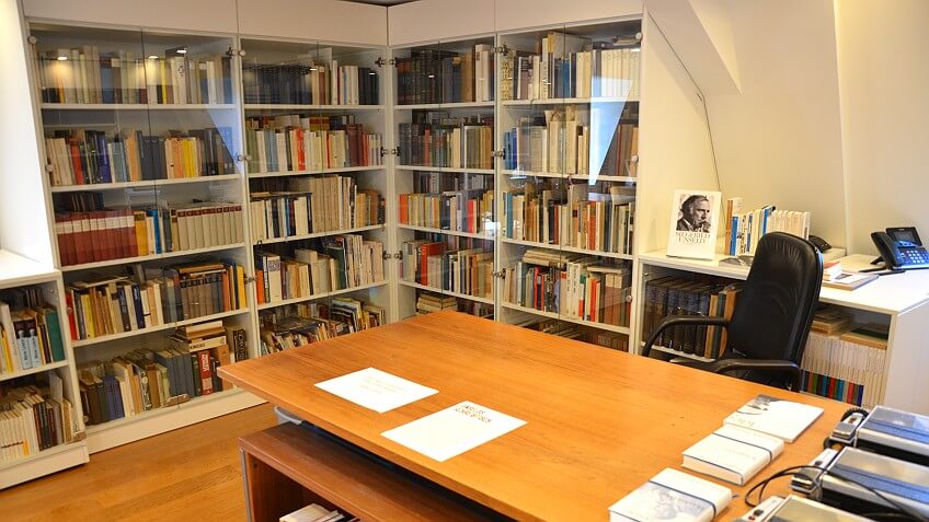 Frankfurter Bürgerstiftung / Unsere Projekte / Bibliothek Siegfried Unseld